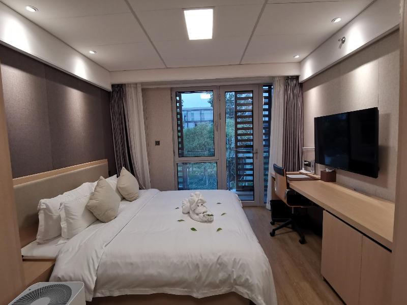 THE COLI HOTEL in Baoding City | 2023 Updated prices, deals - Klook ...