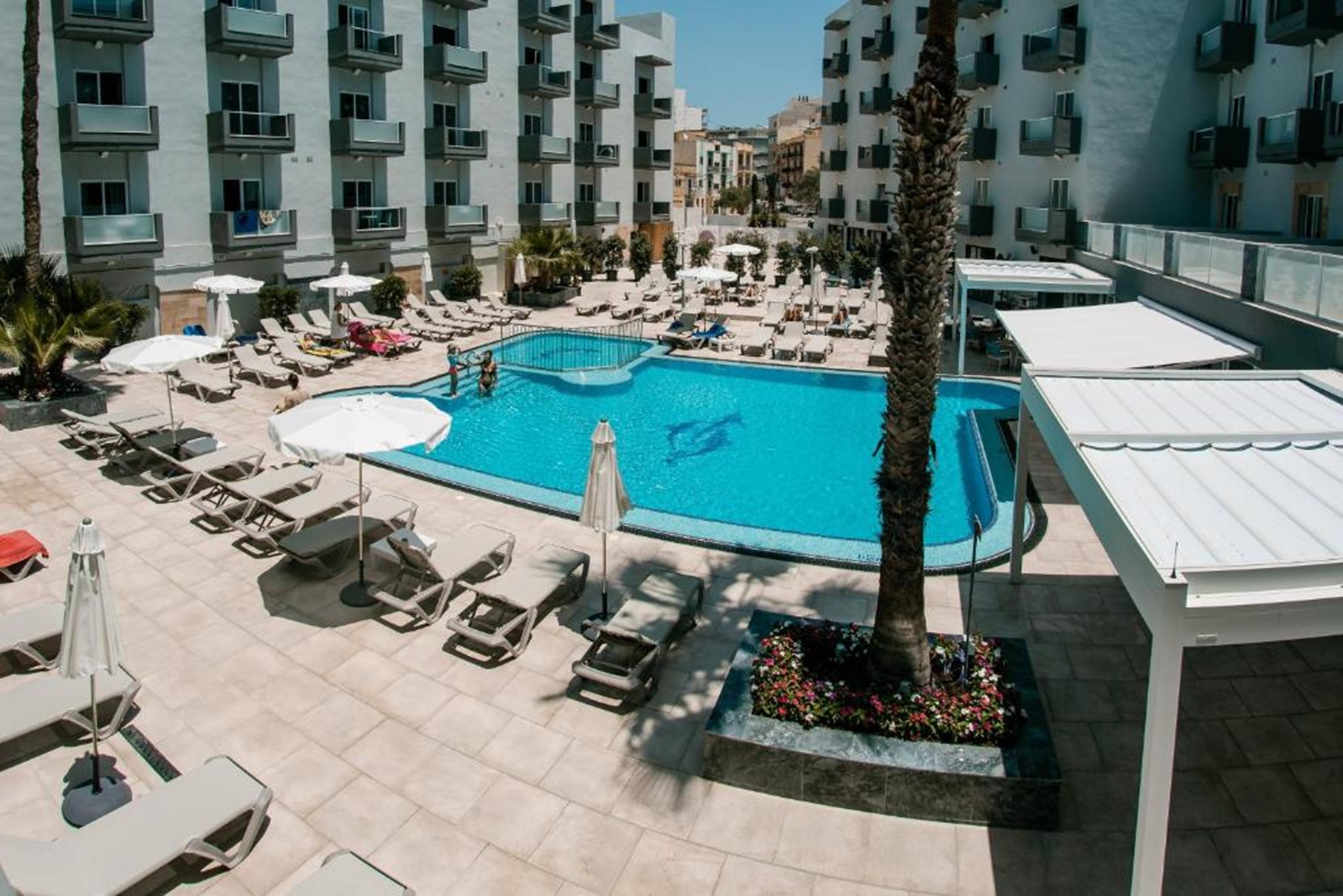 Тур на отдых в отеле Pebbles Resort St Paul's Bay 4, Malta, цены на ...