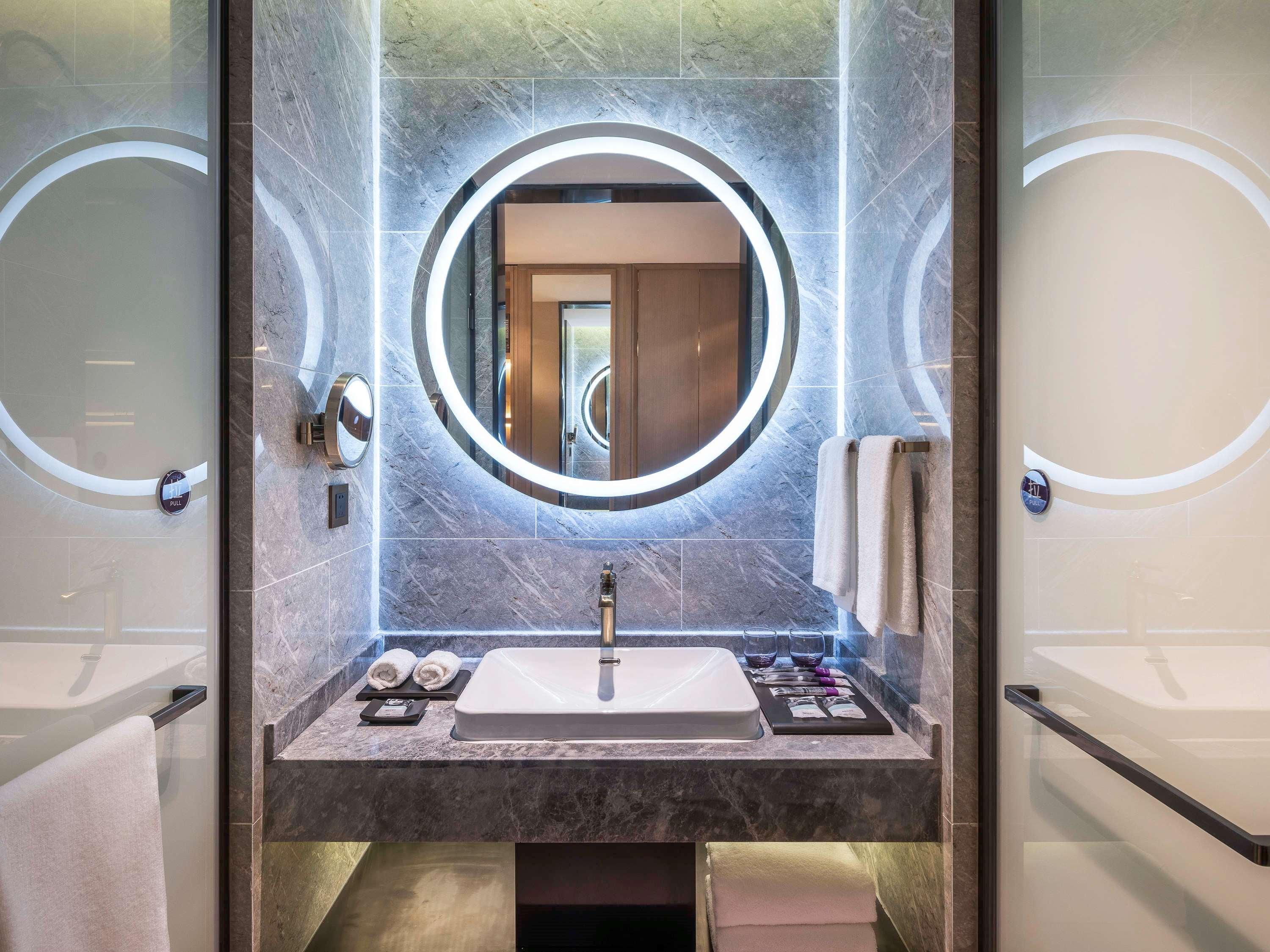 MERCURE SHANGHAI JIUTING, Shanghai, China