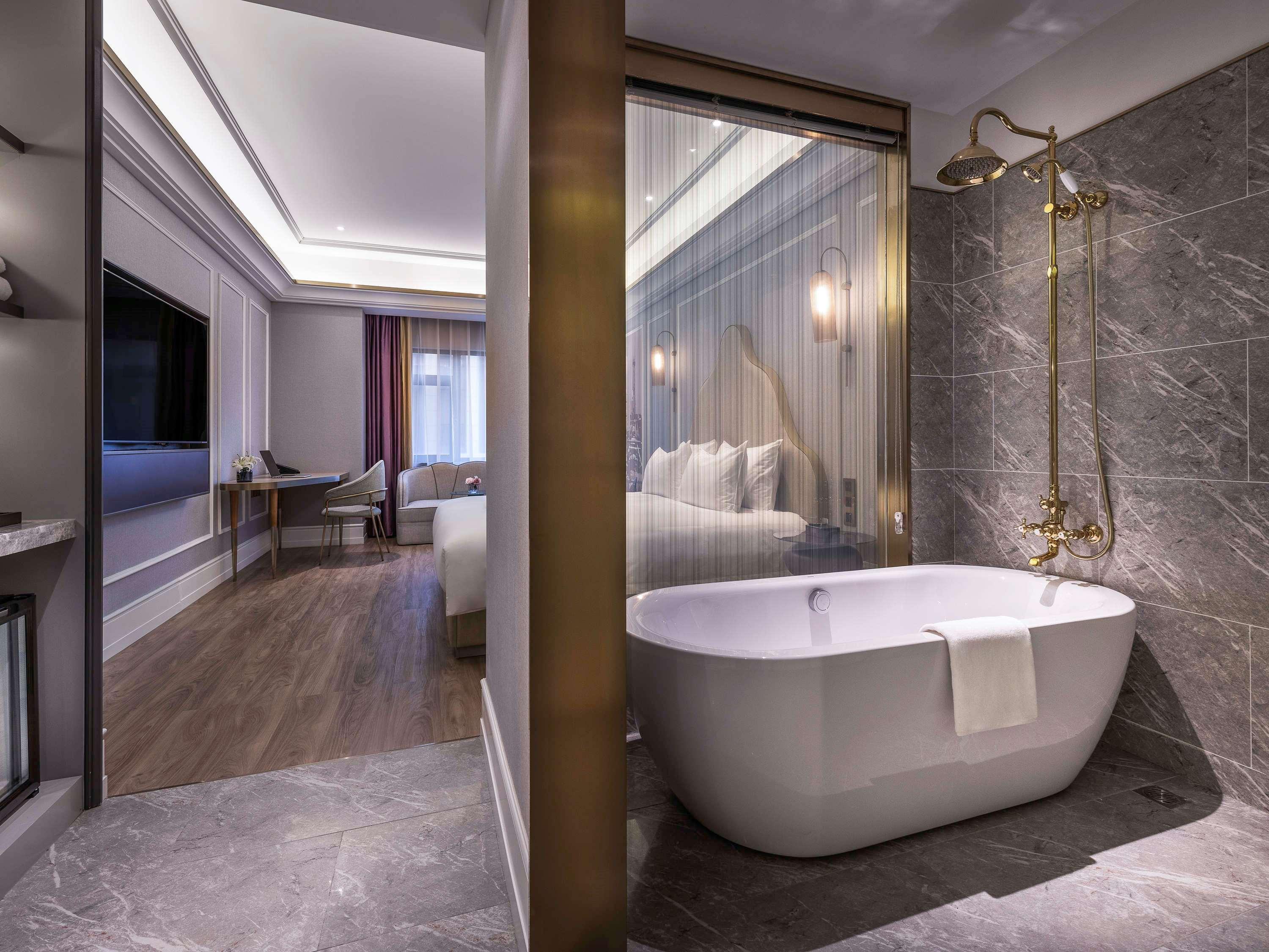 MERCURE SHANGHAI JIUTING, Shanghai, China