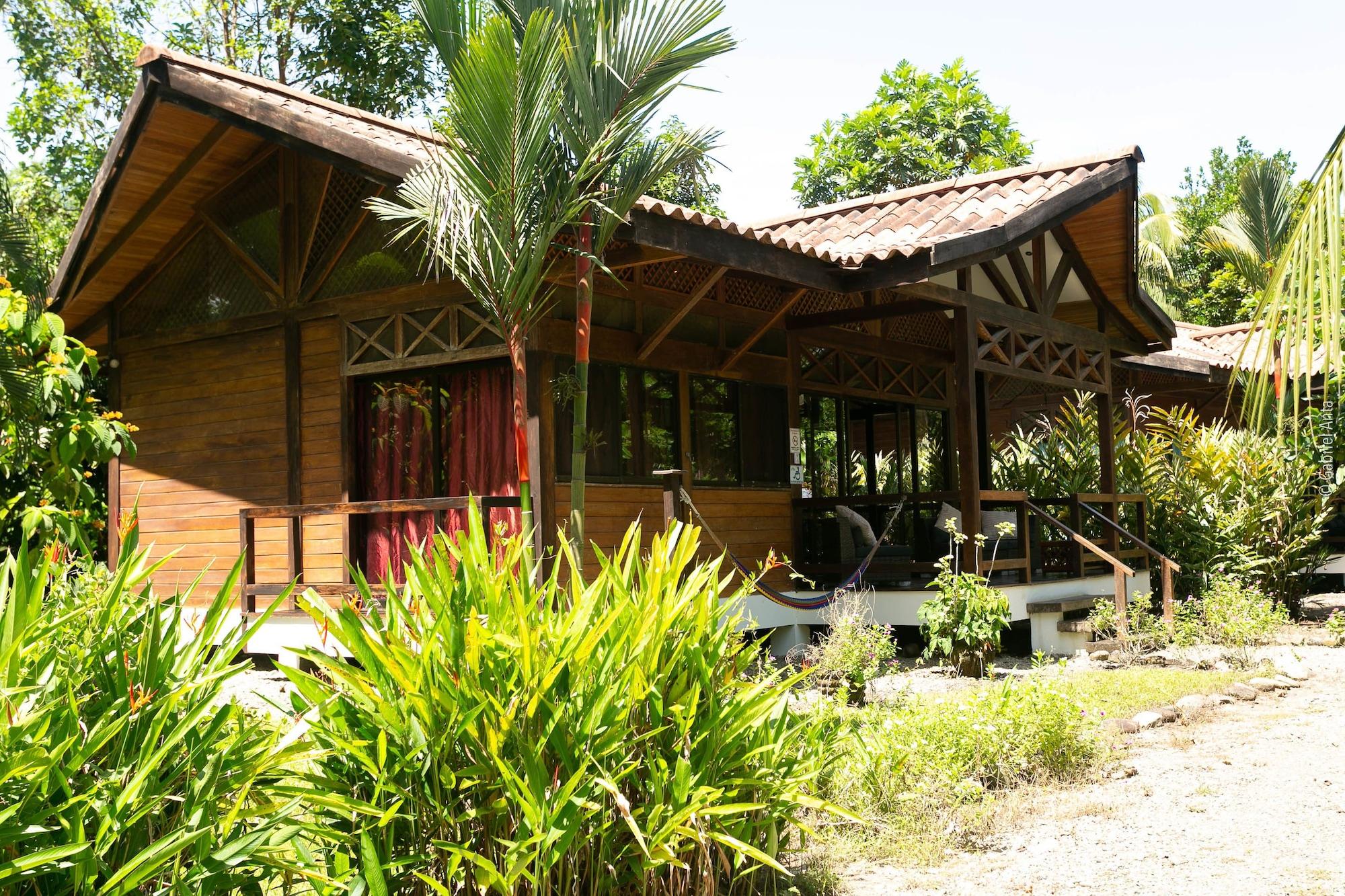 Kenaki Lodge