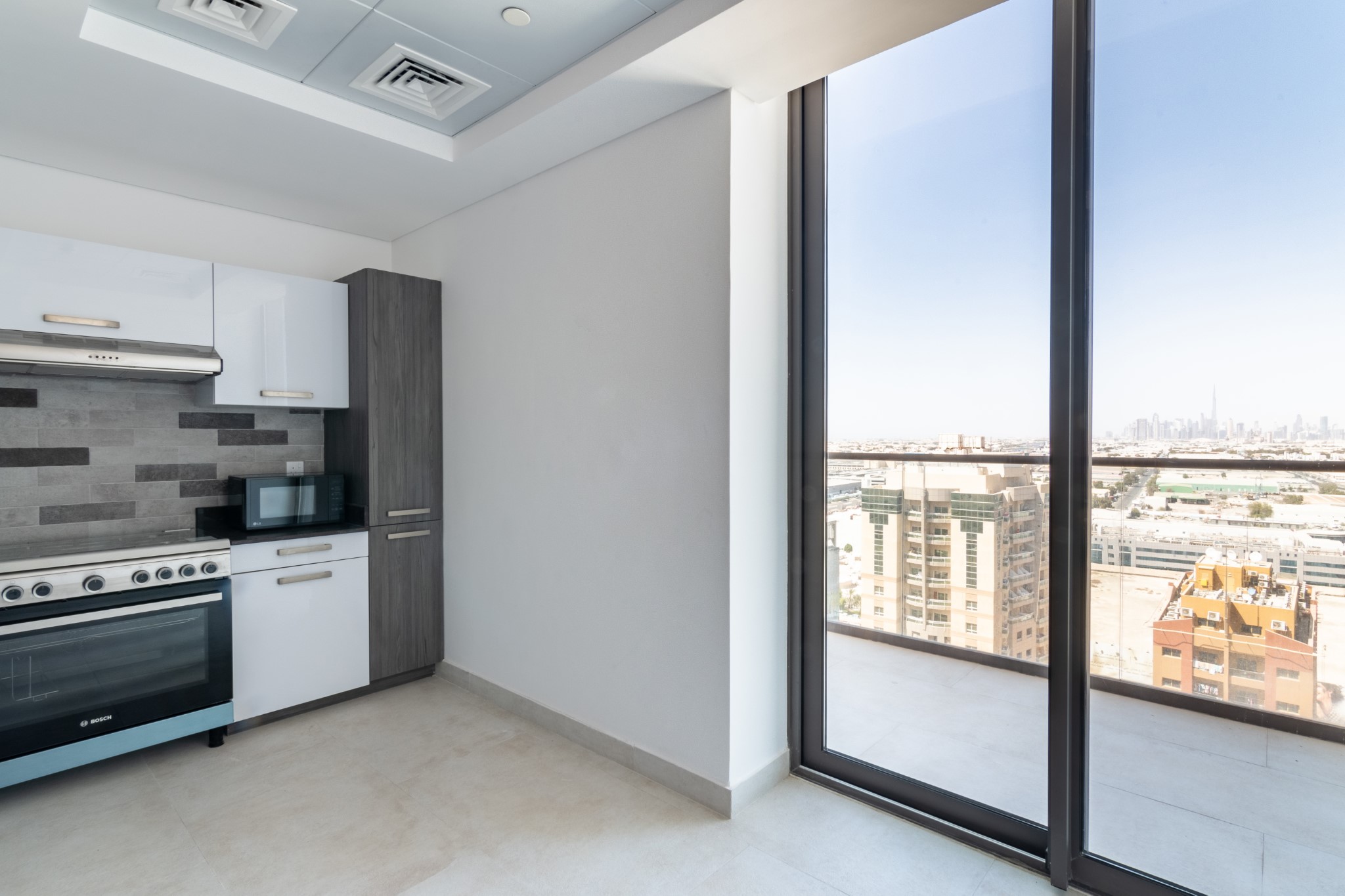 SBO Tower Al Barsha (Baytik Holiday Homes)