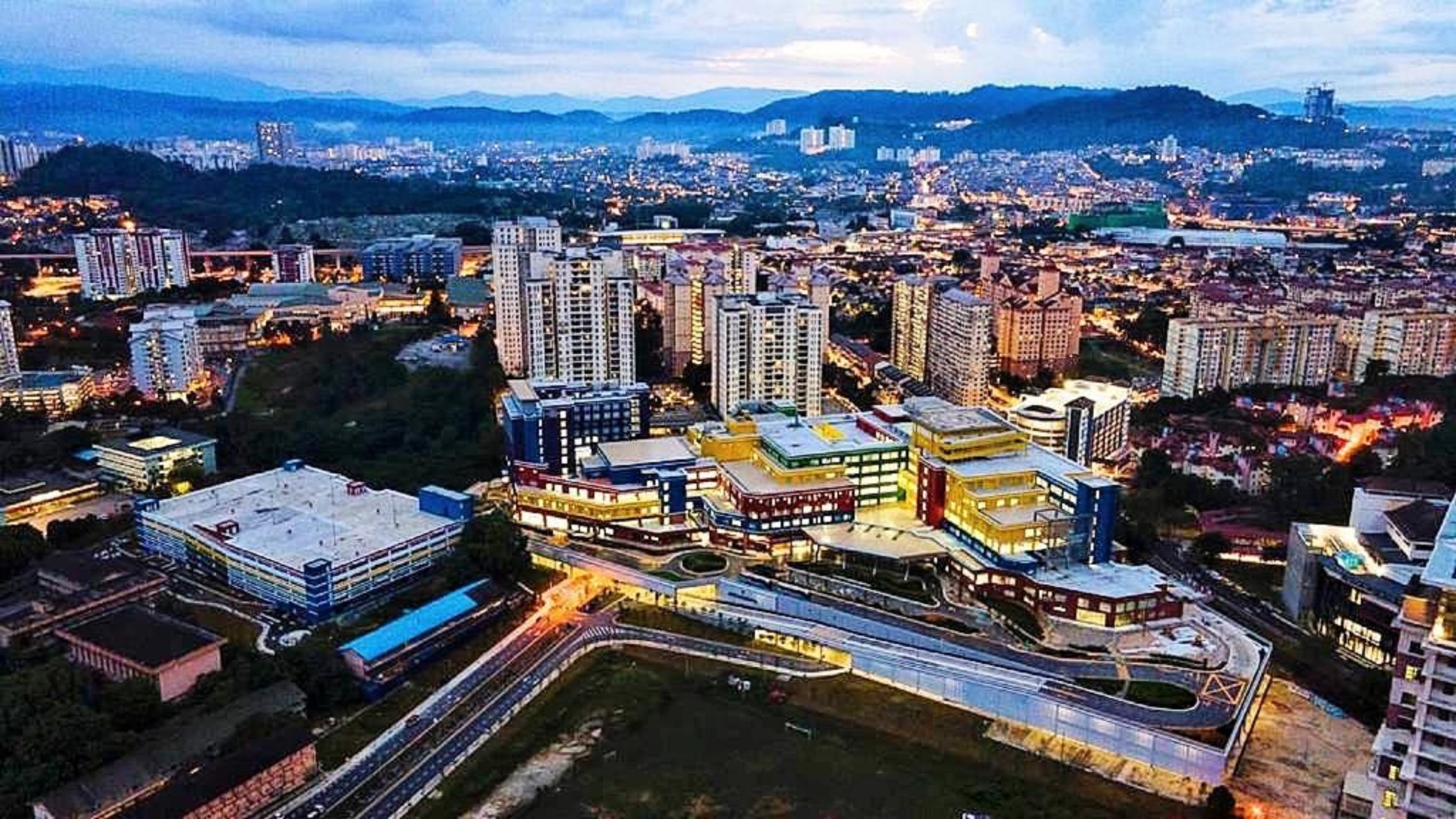 Zecon Hotel - Boka med Sembo