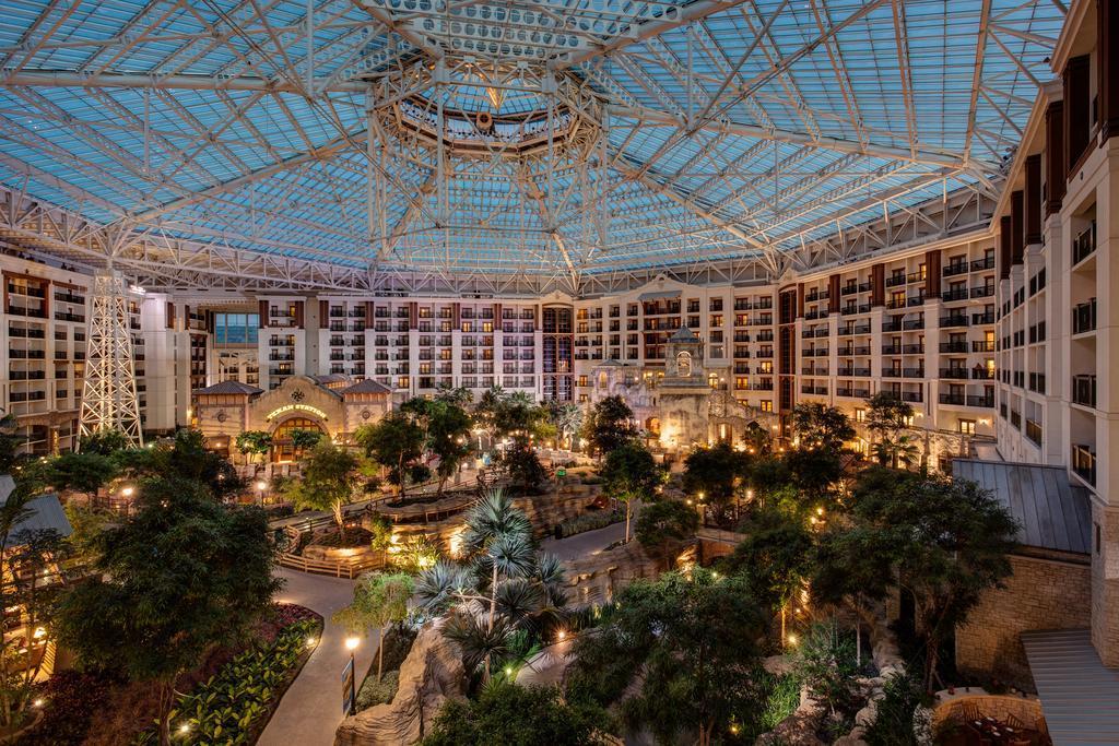 Gaylord Texan Resort & Convention Center en Dallas-Fort Worth | BestDay.com
