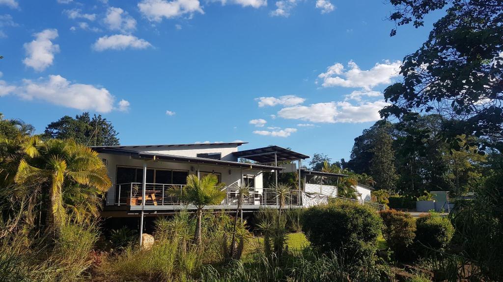 Red Bridge Motor Inn | YONDA