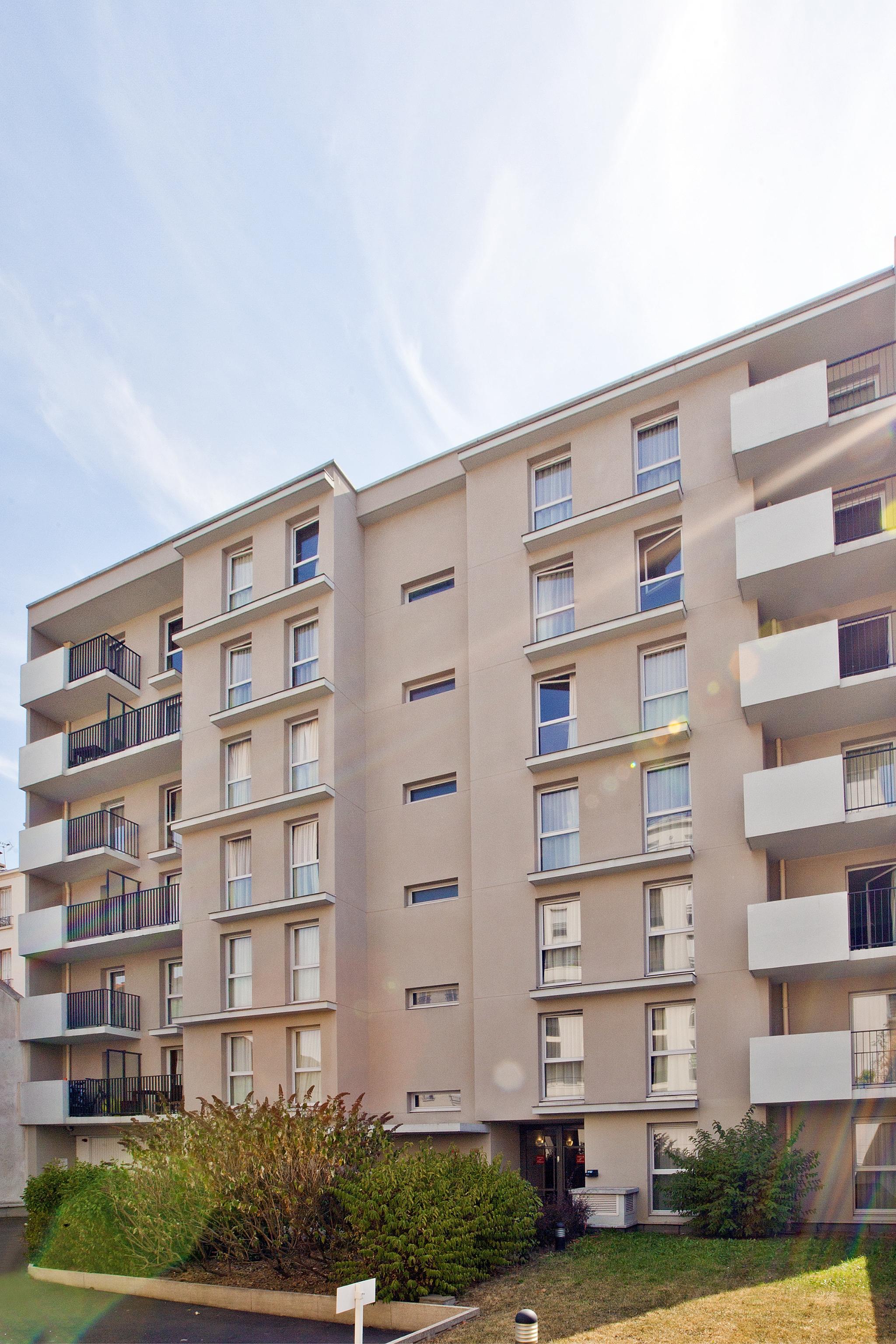 Sejours & Affaires Paris Malakoff en París | BestDay.com